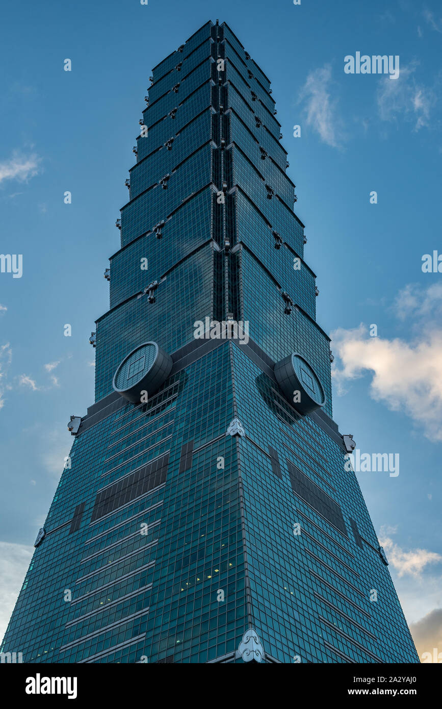 Tallest building in taiwan hi-res stock photography and images - Alamy