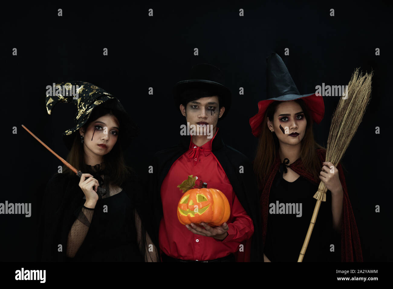 Female vampire blood face hi-res stock photography and images - Alamy