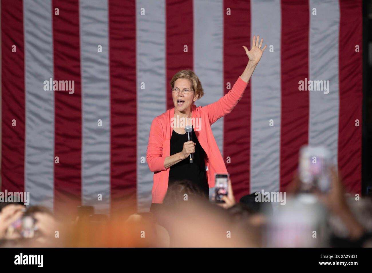 Elizabethwarren hi-res stock photography and images - Alamy
