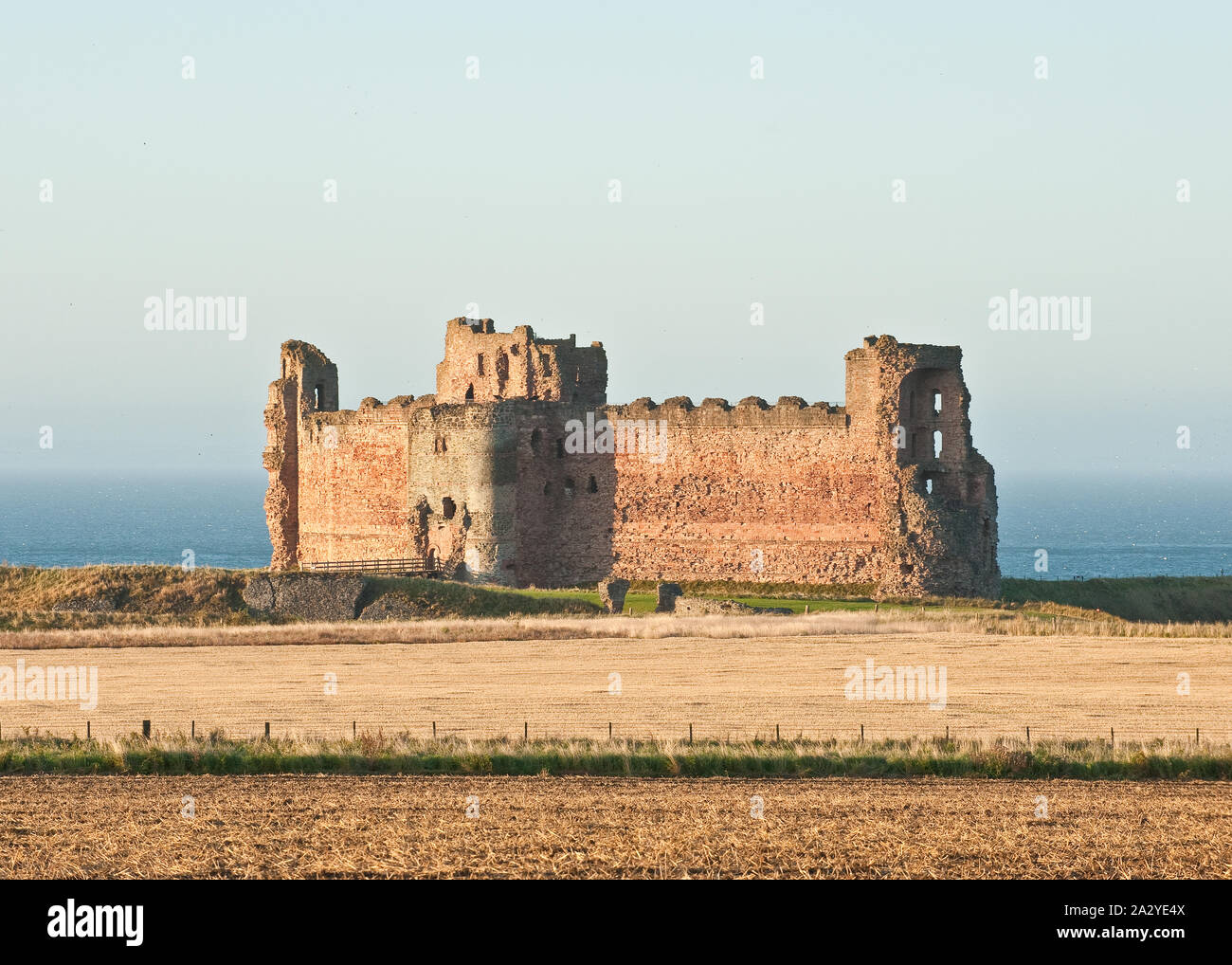 Tantallon Castle. North Berwick, Scotland Stock Photo - Alamy