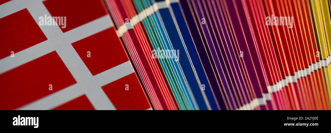 Color print of pantone statistics offset organization gives customer an ...