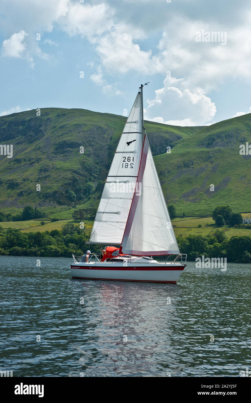 Sailing in the Lake District. Cumbria, England Stock Photo - Alamy