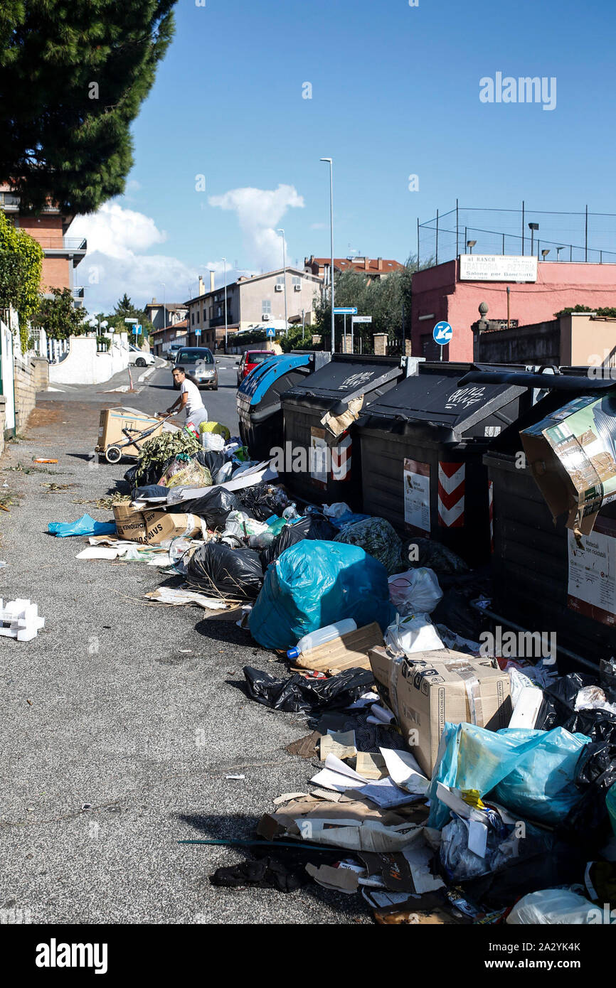 Rome waste hi-res stock photography and images - Alamy