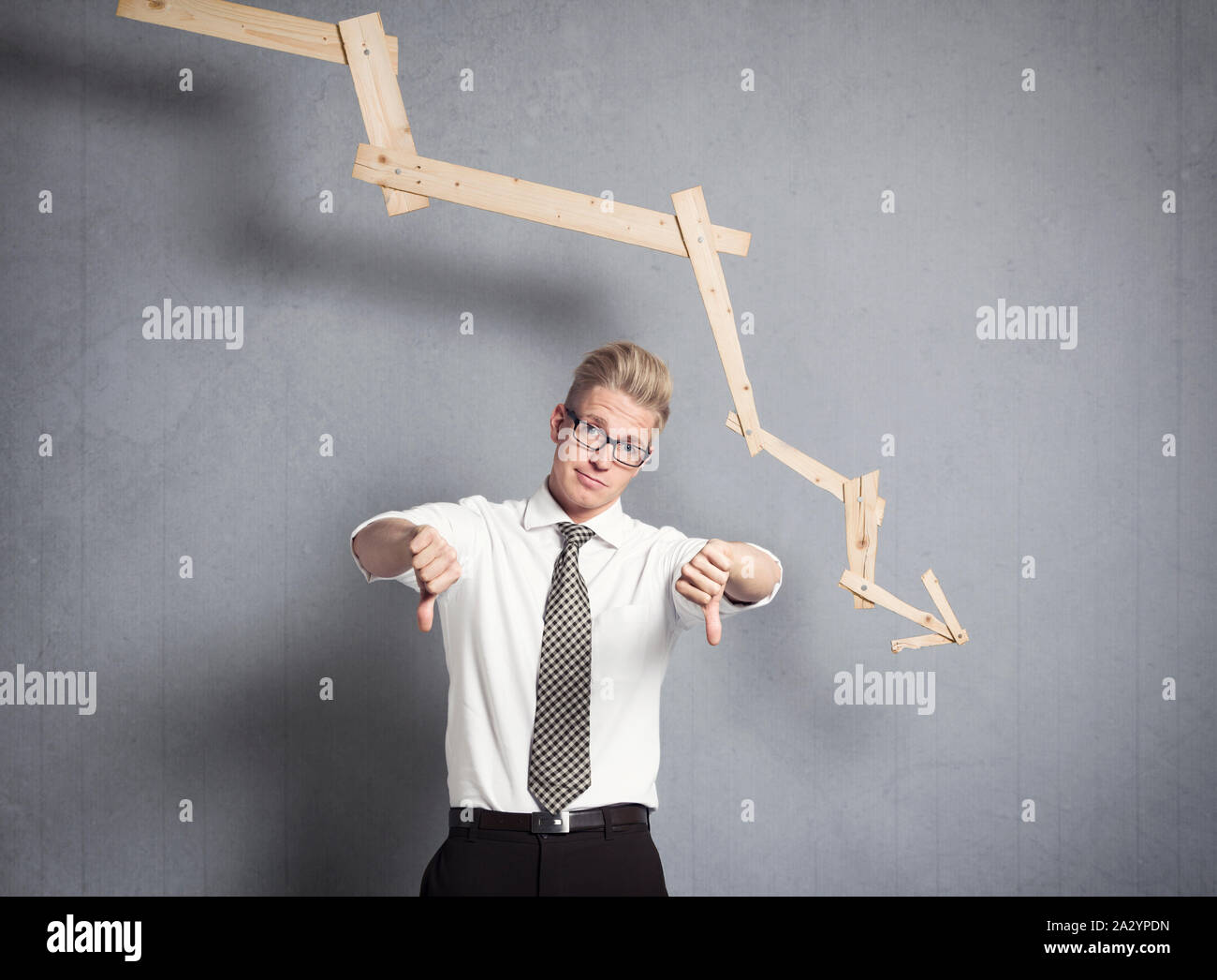 Descending graph hi-res stock photography and images - Alamy
