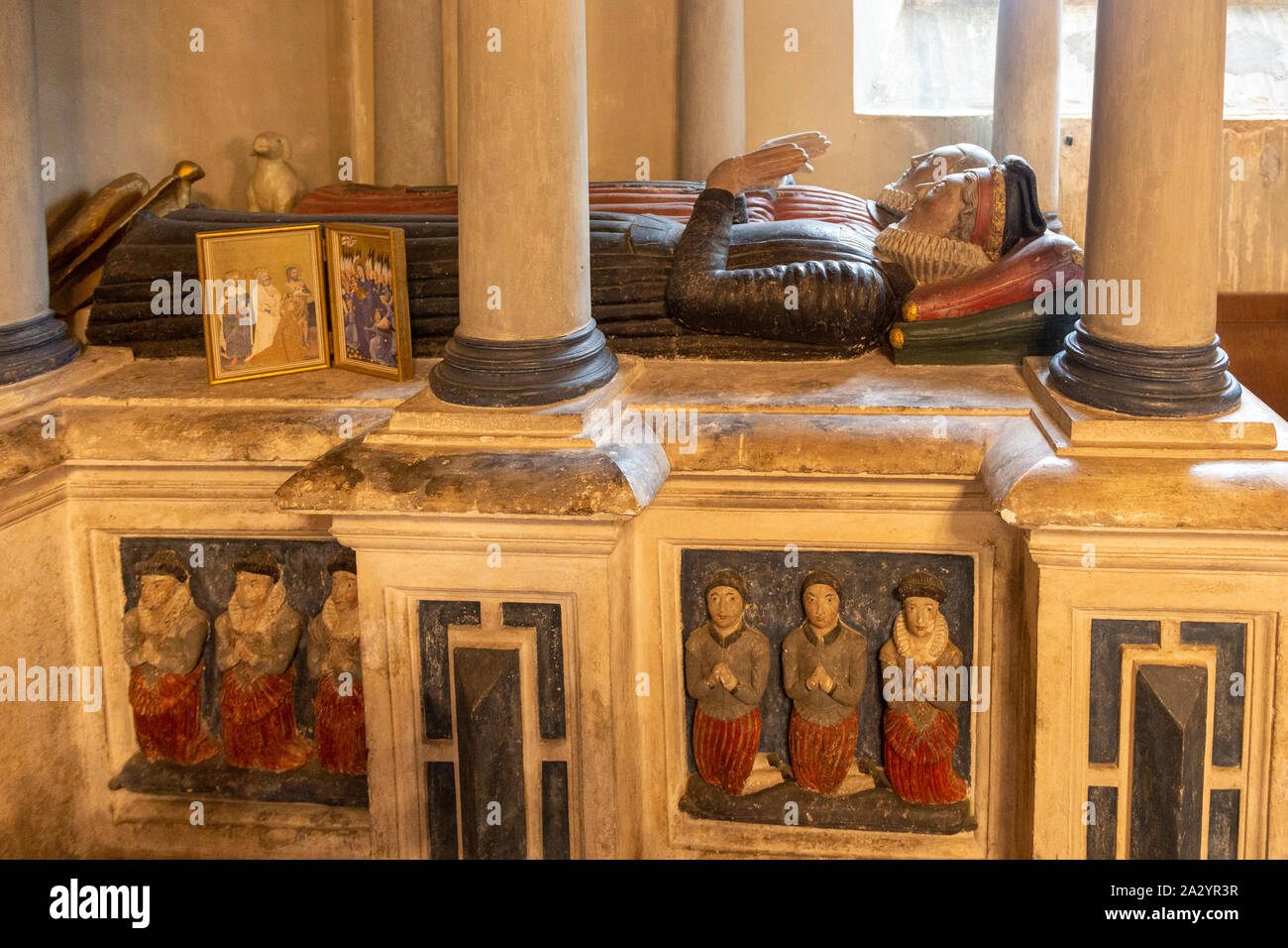 Thomas Estcourt tomb d 1599, St. John the Baptist Church, Shipton Moyne ...