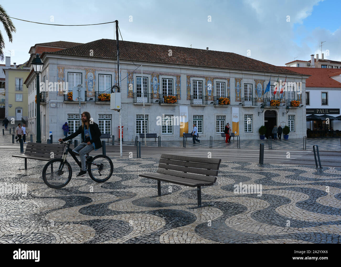 Cascais old town hi-res stock photography and images - Alamy