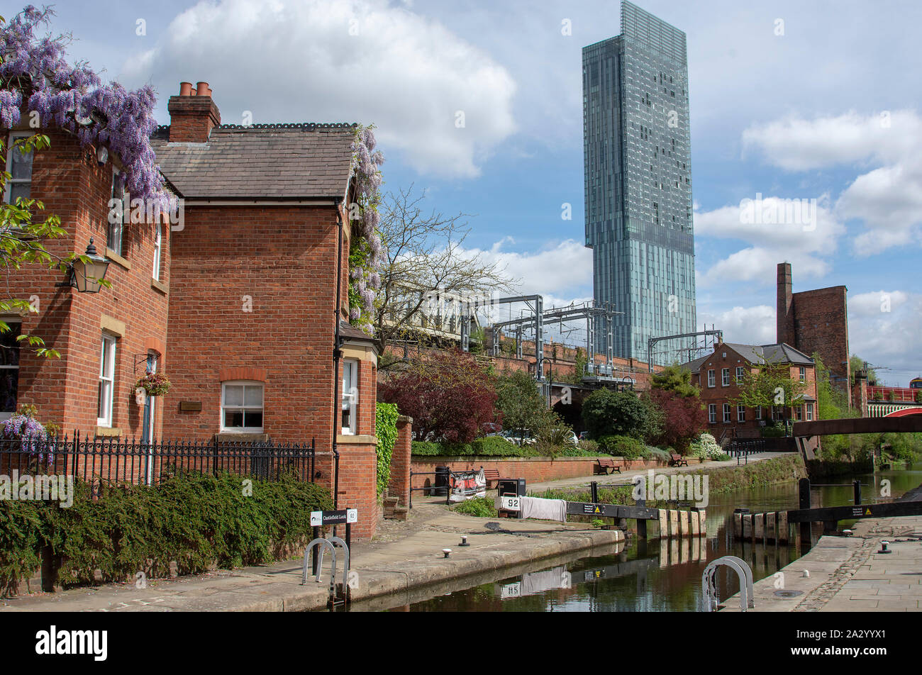 Castlefield basin manchester hi-res stock photography and images - Alamy