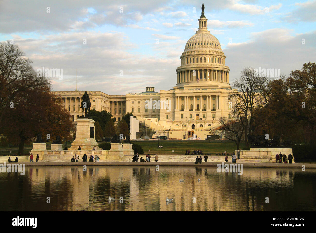 Bronze sculpture u s capitol building hi-res stock photography and ...