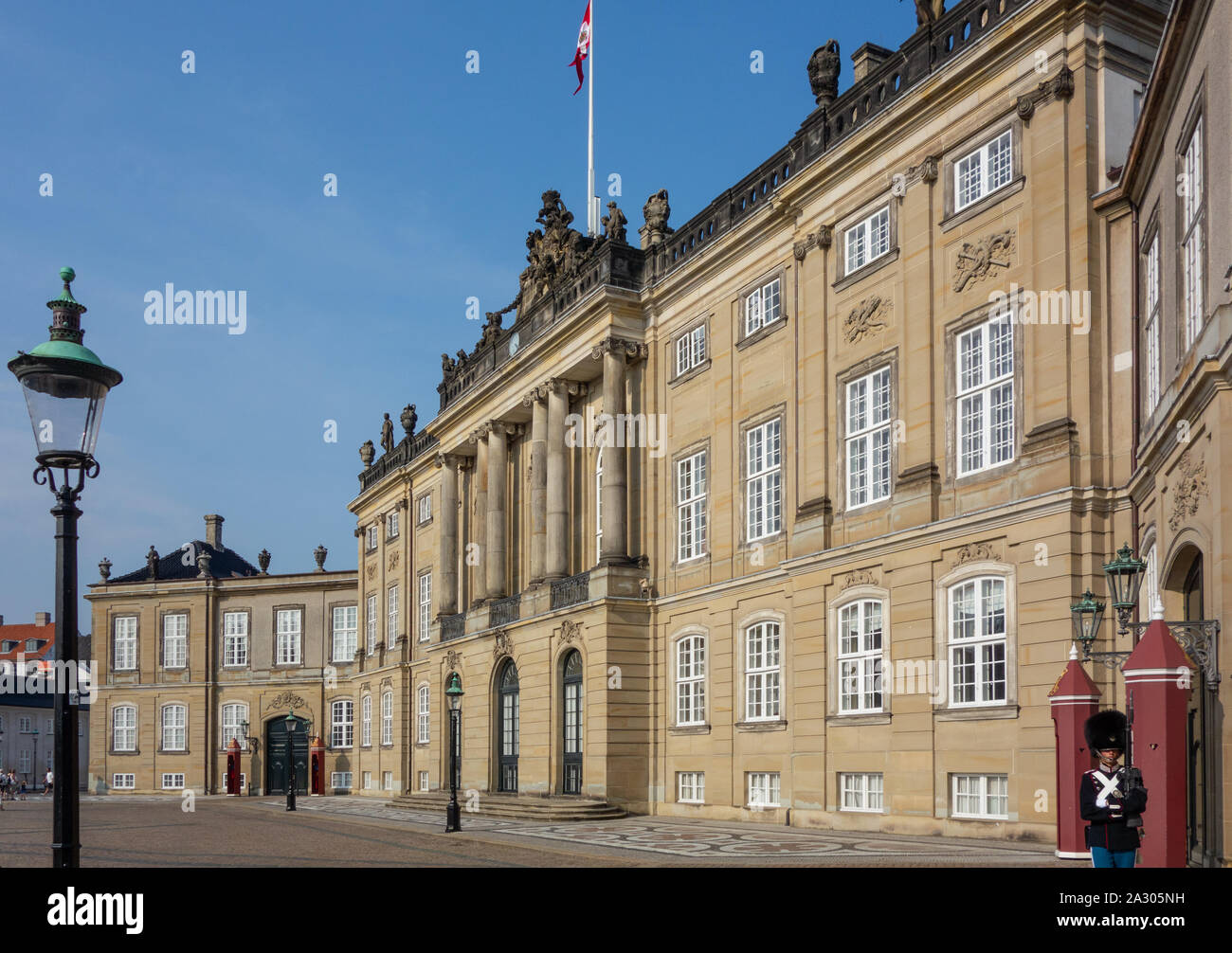 Kopenhagen, Denmark. 31st Aug, 2019. The Royal Castle of Amalienborg ...