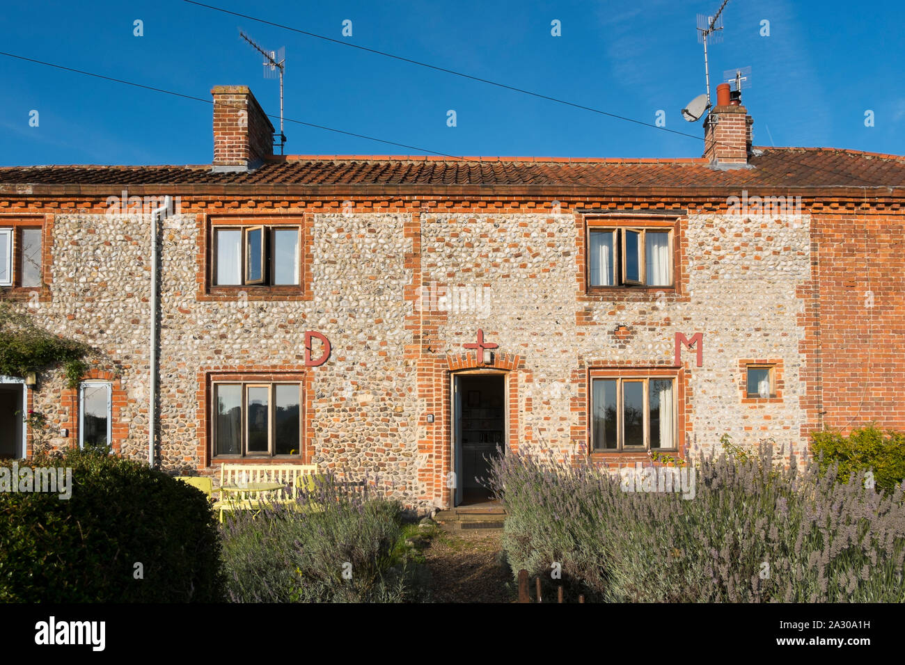 The Wiveton Hall holiday cottages in Marsh Lane, Wiveton, North Norfolk ...