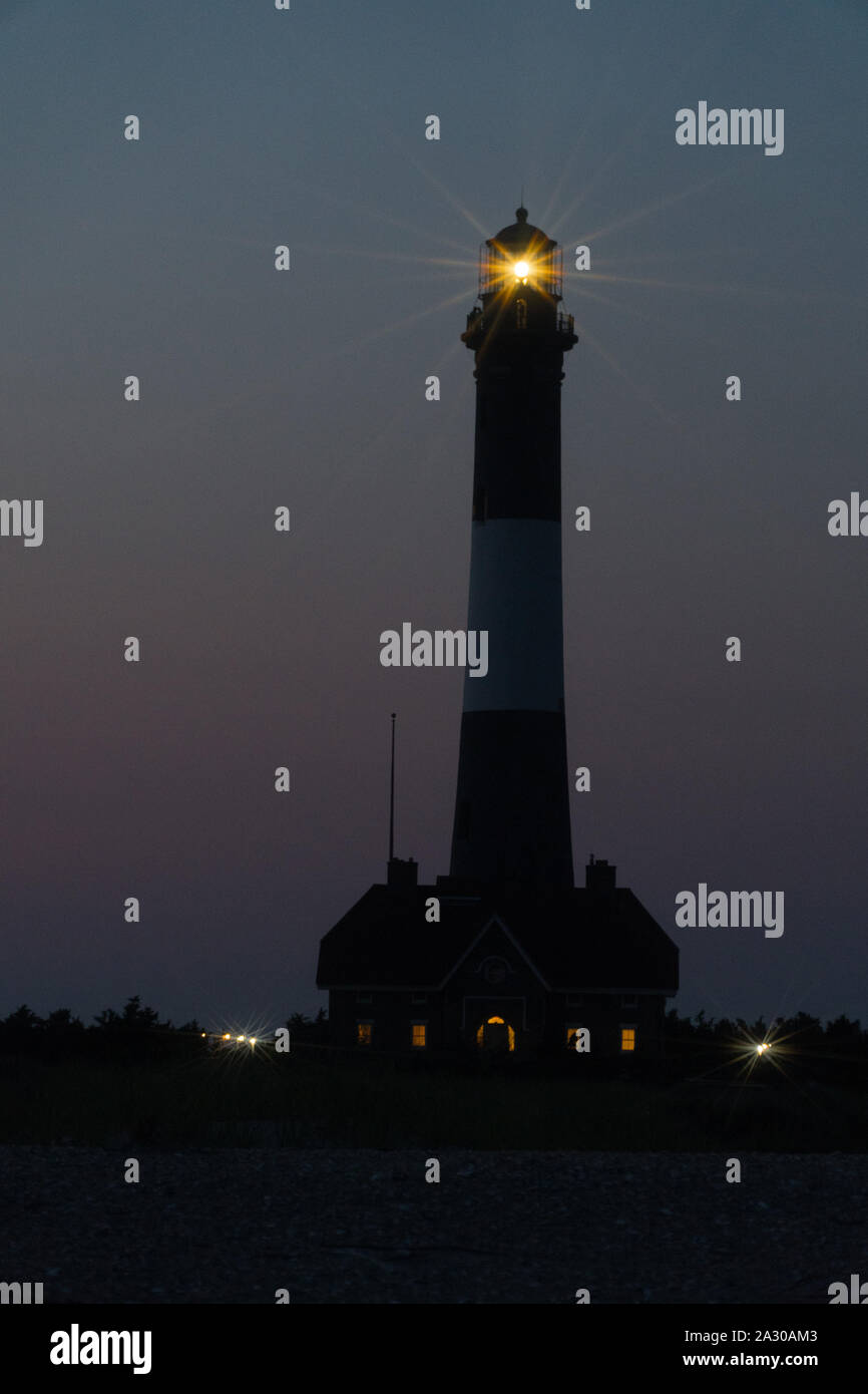 Fire Island lighthouse beacon spectacular hyper star effect from beacon ...