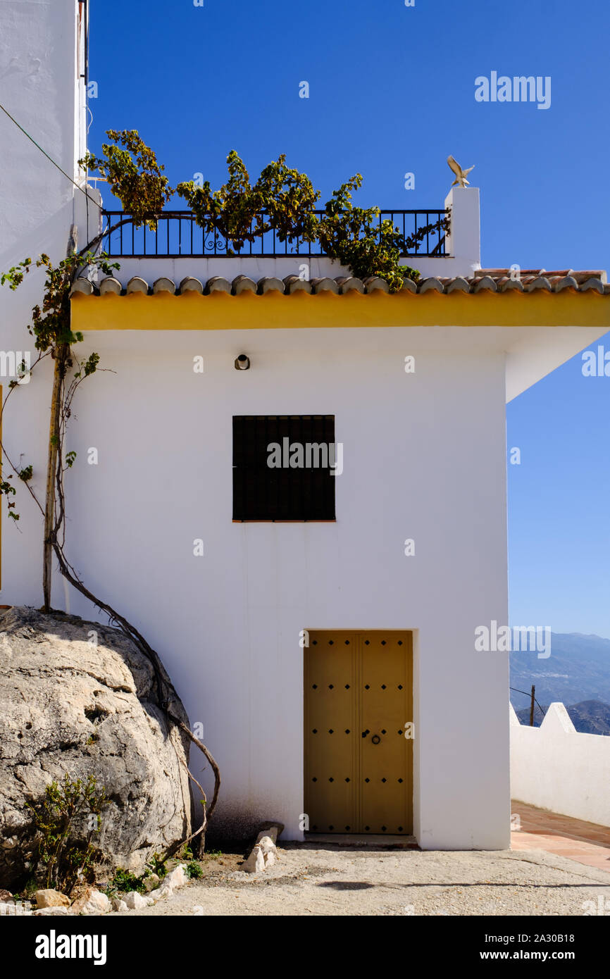 Moorish architecture in the mountain top white village of Comares ...