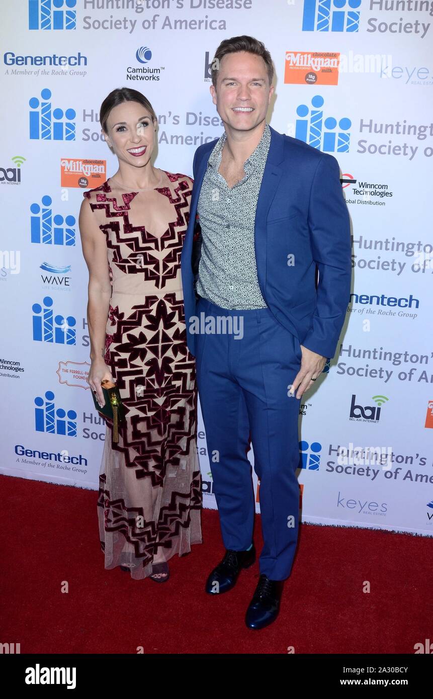 Hollywood, CA. 28th Sep, 2019. Kelsey Porter, Scott Porter at arrivals ...