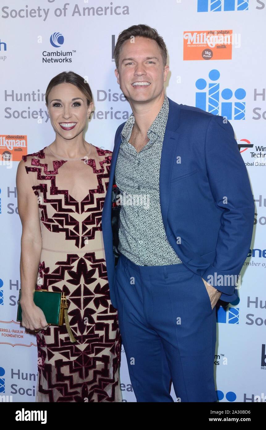 Hollywood, CA. 28th Sep, 2019. Kelsey Porter, Scott Porter at arrivals ...