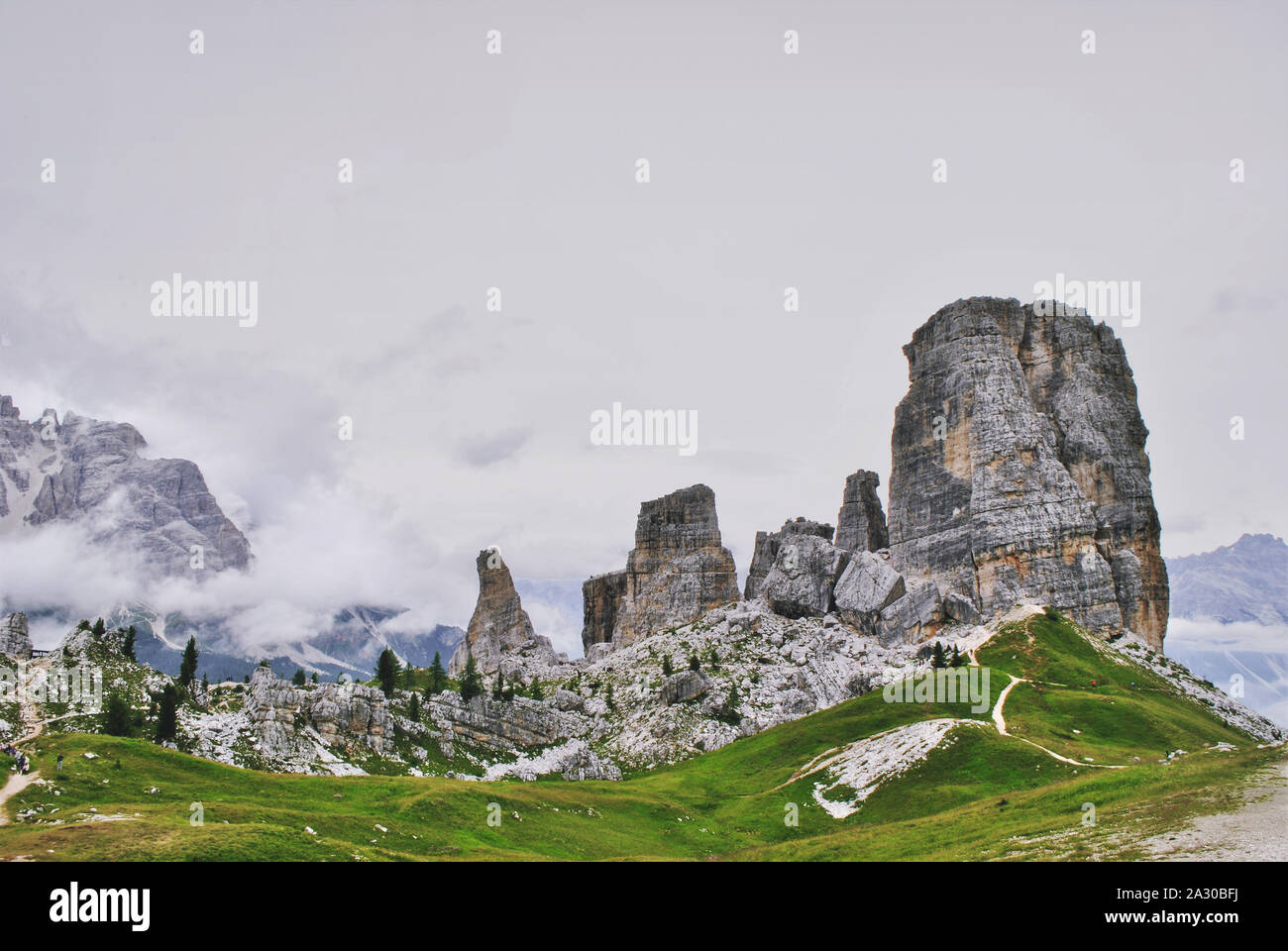 5 torri hi-res stock photography and images - Alamy