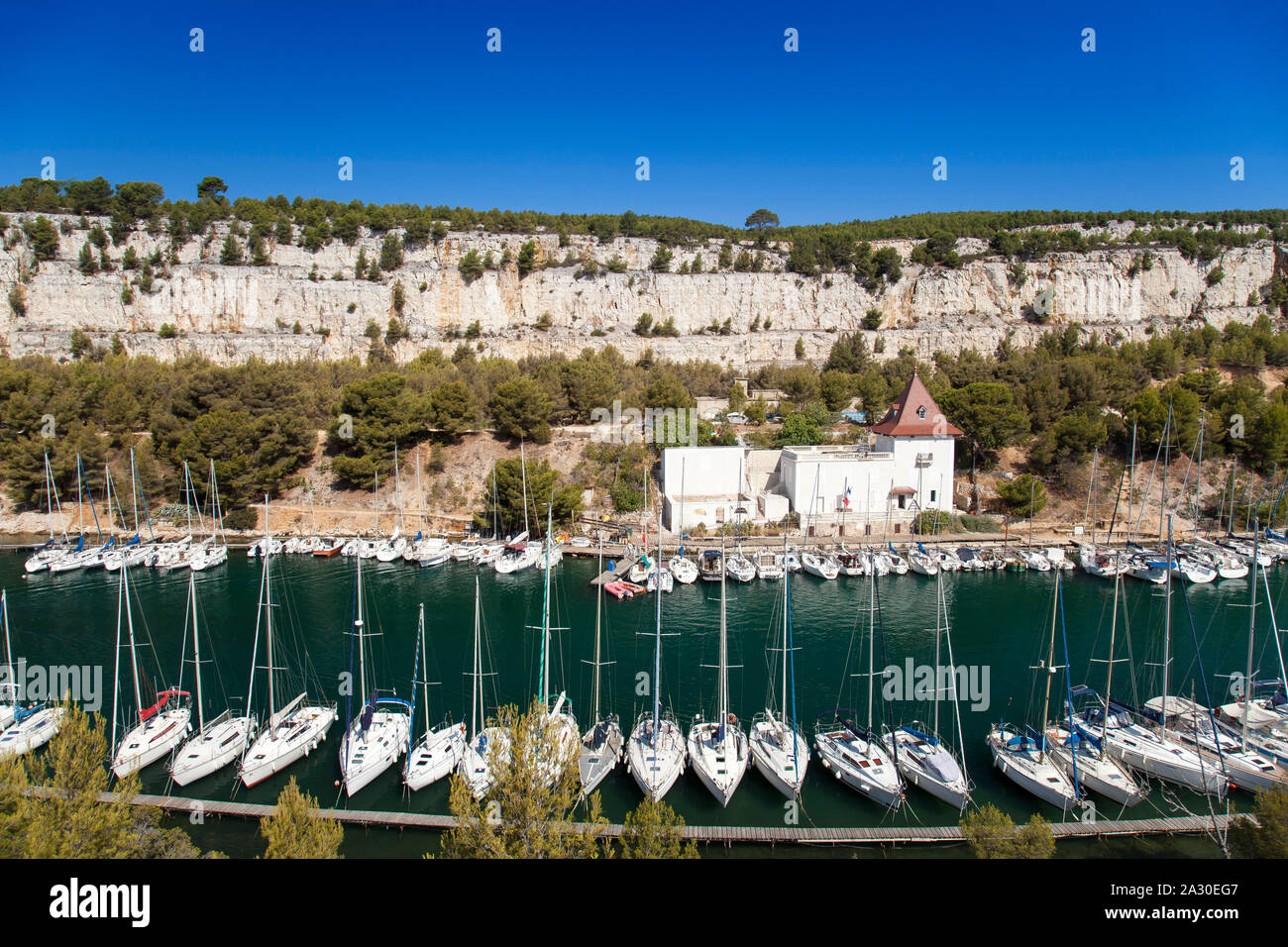 Nationalpark calanques hi-res stock photography and images - Alamy