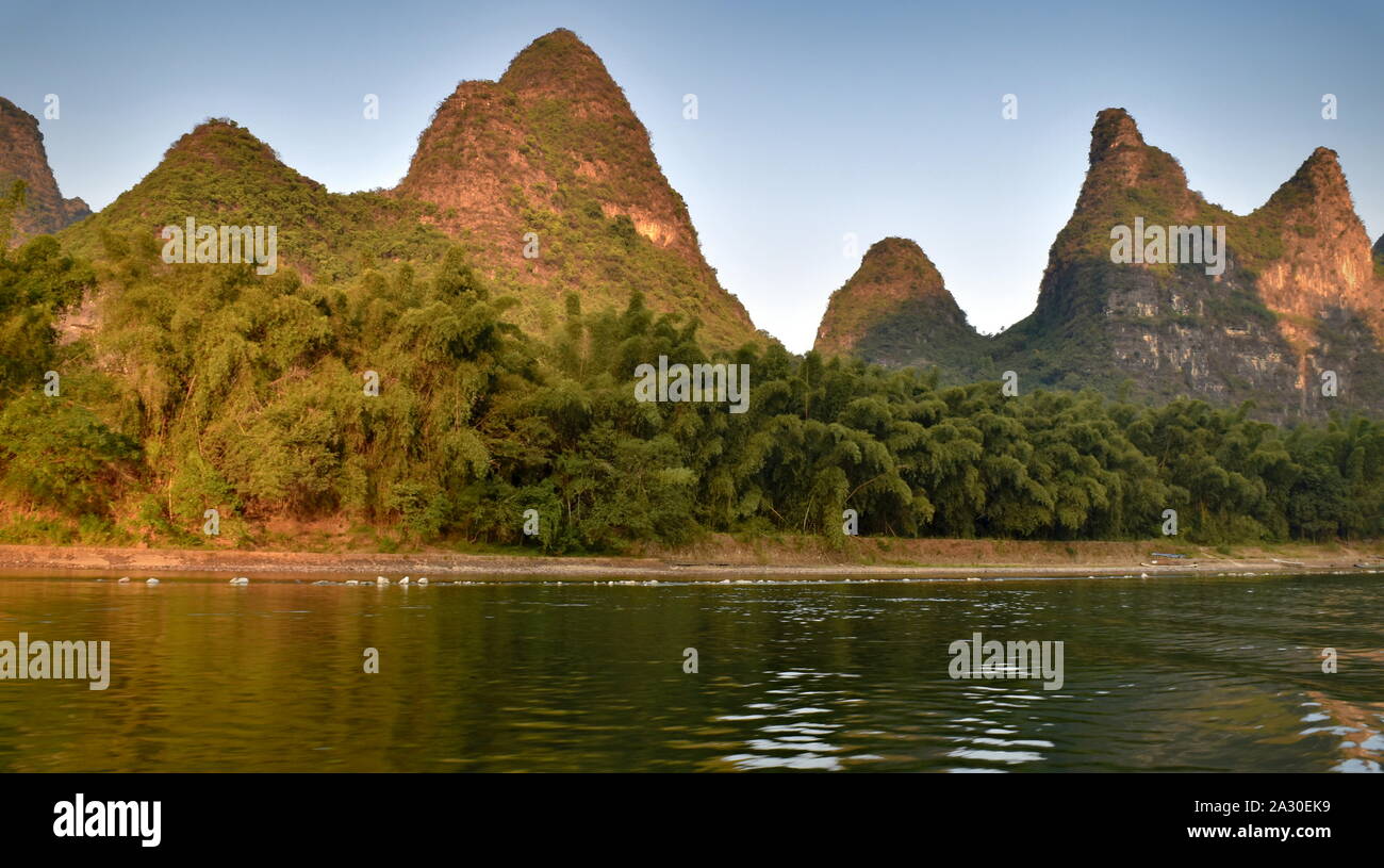Guilin li river national park hi-res stock photography and images - Alamy