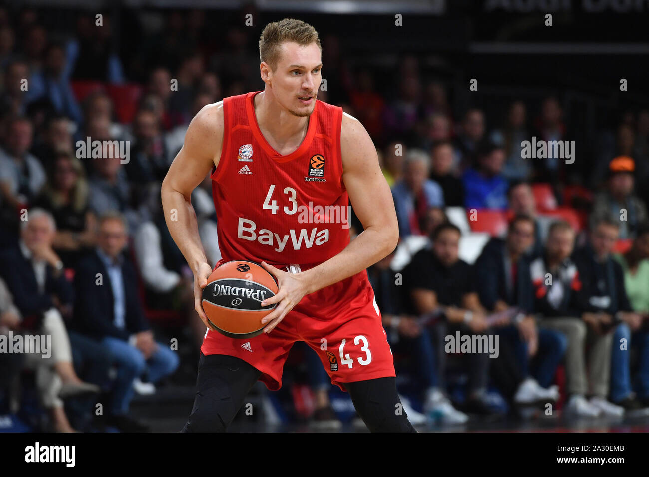 Basketball motive hi-res stock photography and images - Alamy