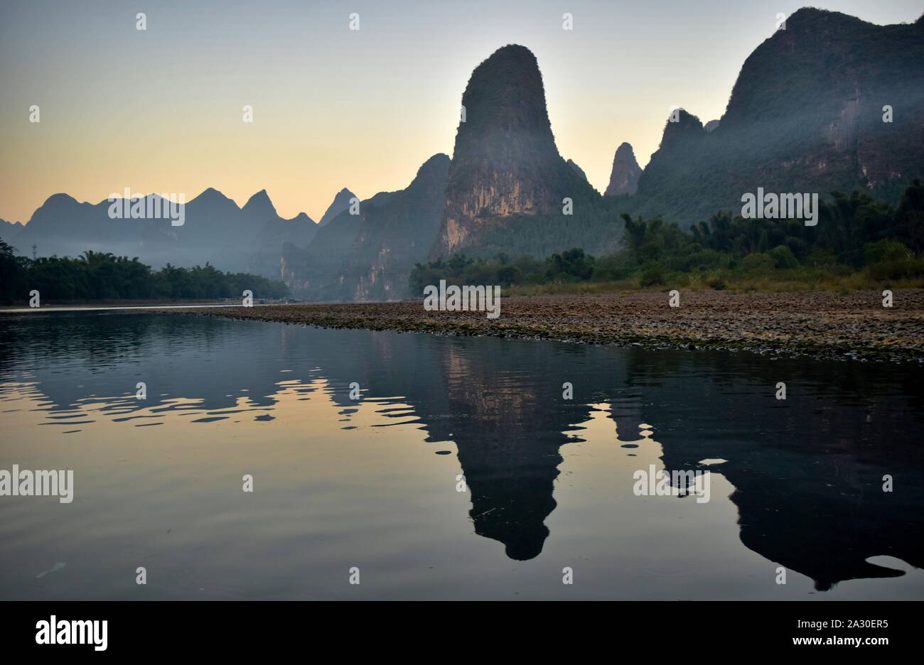 Guilin li river national park hi-res stock photography and images - Alamy