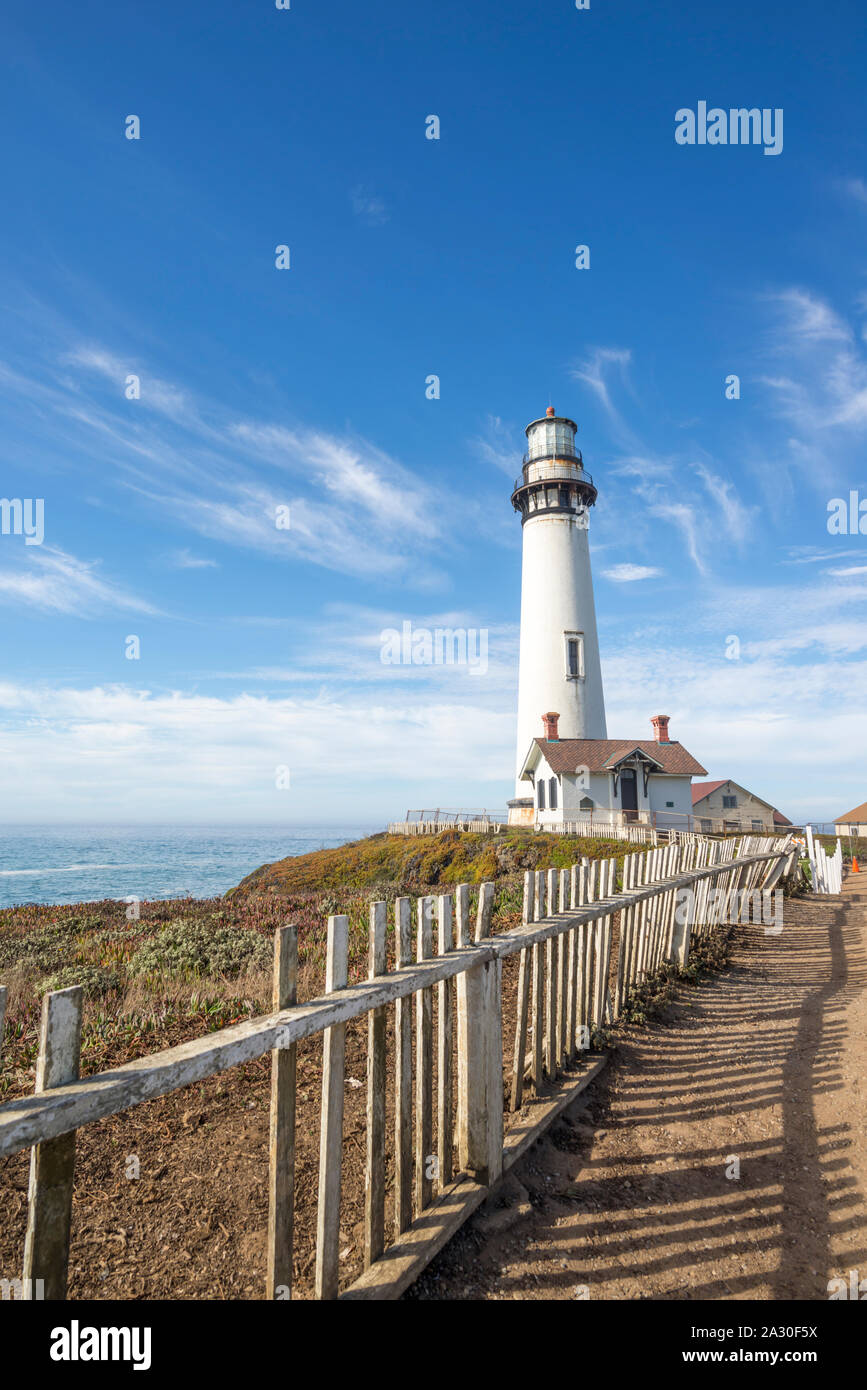 Pigeon point lighthouse hi-res stock photography and images - Alamy