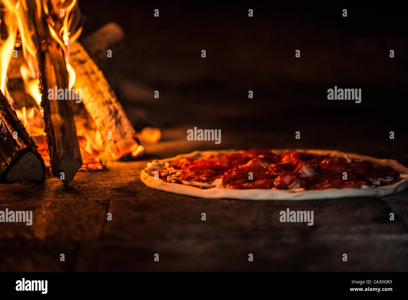 Cuoco italia hi-res stock photography and images - Alamy