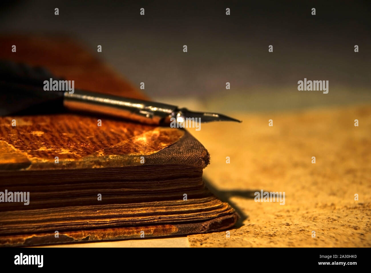 Vintage letters ink well hi-res stock photography and images - Alamy