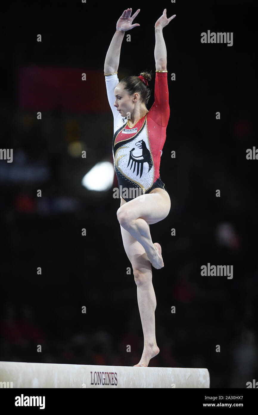 Stuttgart, Germany. 4th Oct, 2019. EMELIE PETZ performs her routine on ...