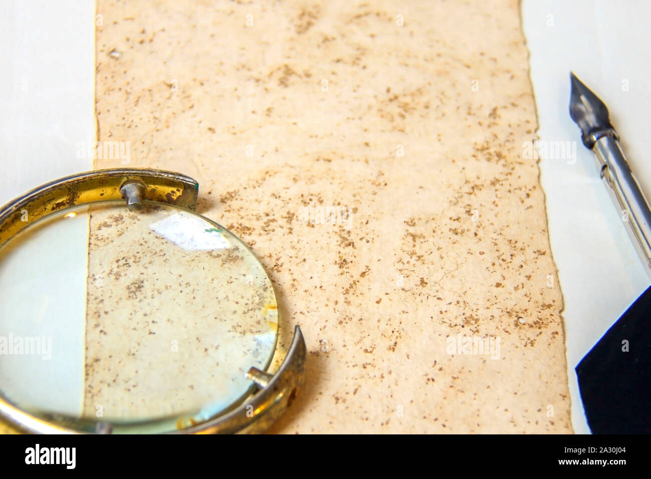 Old lettering hi-res stock photography and images - Alamy