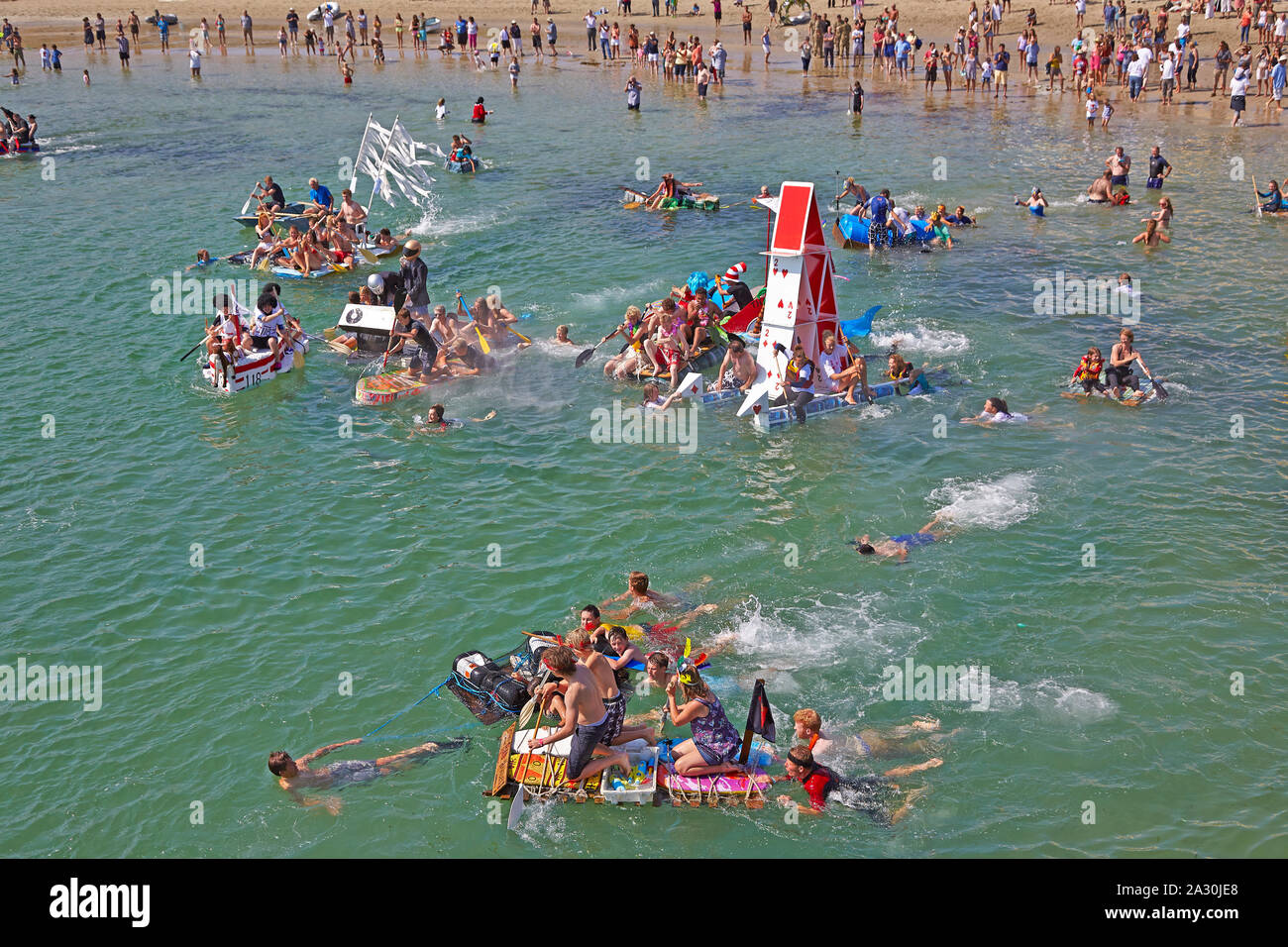 Daft raft race hi-res stock photography and images - Alamy