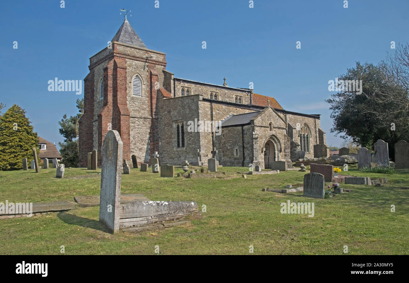 Halstow Kent St Margarets Church Stock Photo - Alamy
