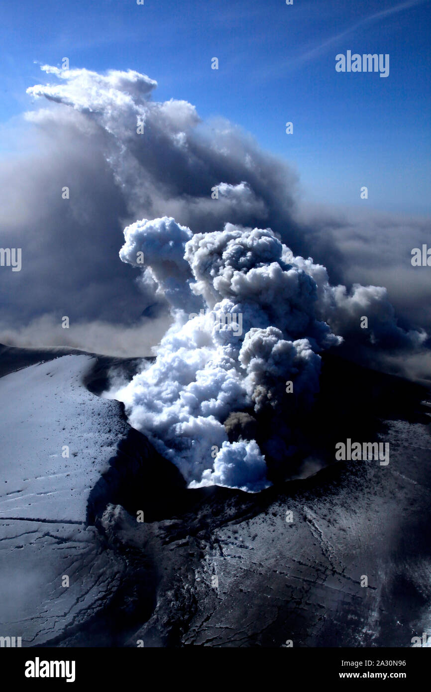 Lava spewing volcano hi-res stock photography and images - Alamy