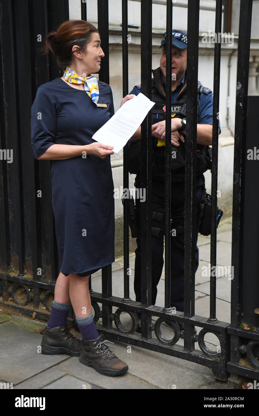 Letter highlighting plight workers hi-res stock photography and images ...