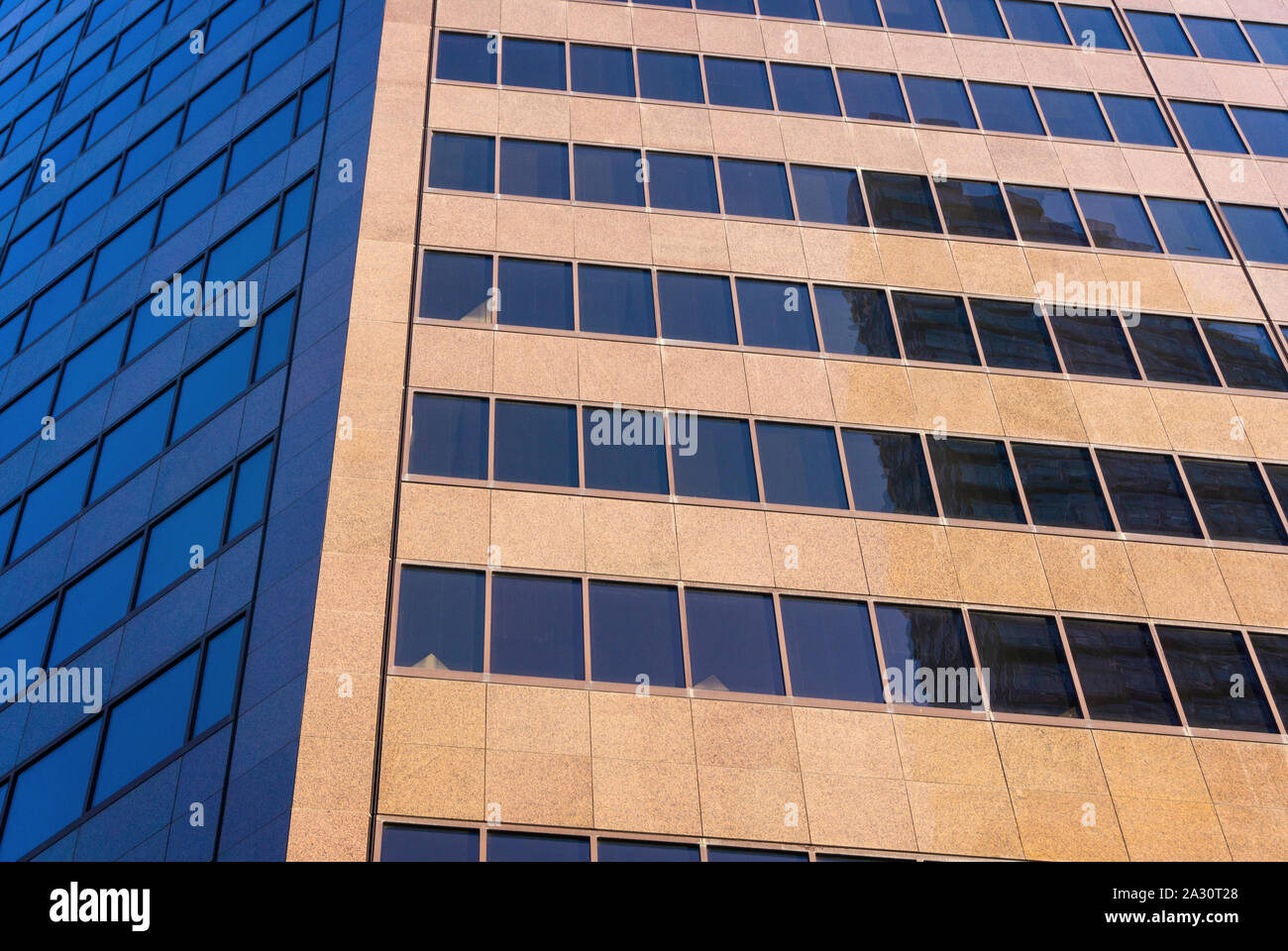 Suncor office hi-res stock photography and images - Alamy