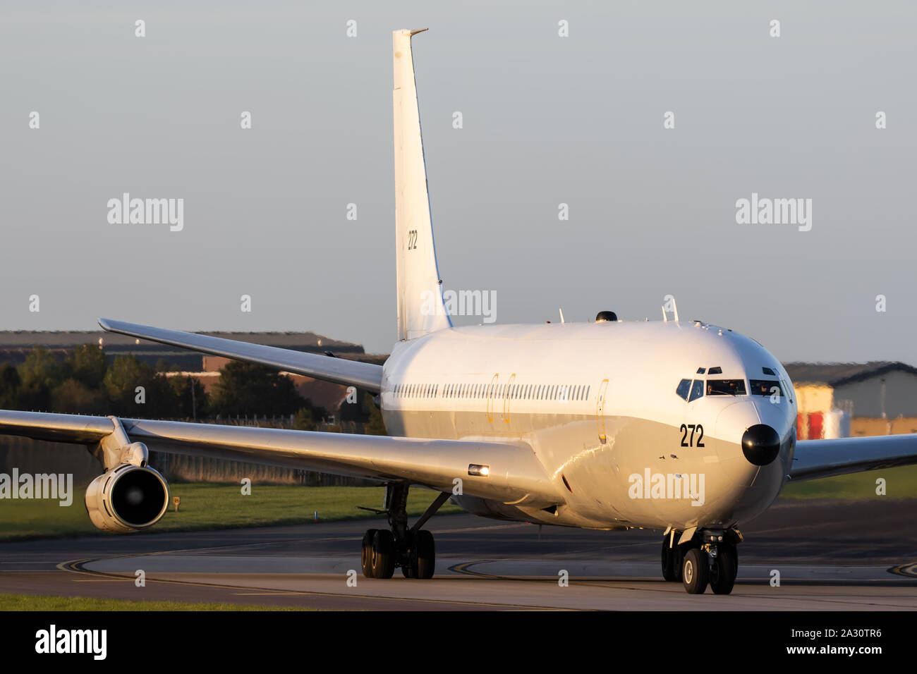 Boeing 707 reem hi-res stock photography and images - Alamy
