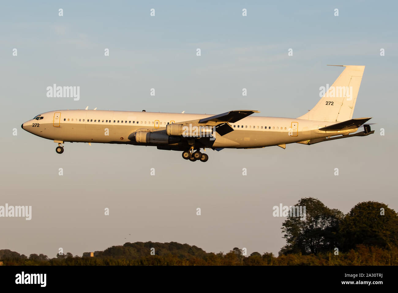 Kc 707 reem hi-res stock photography and images - Alamy