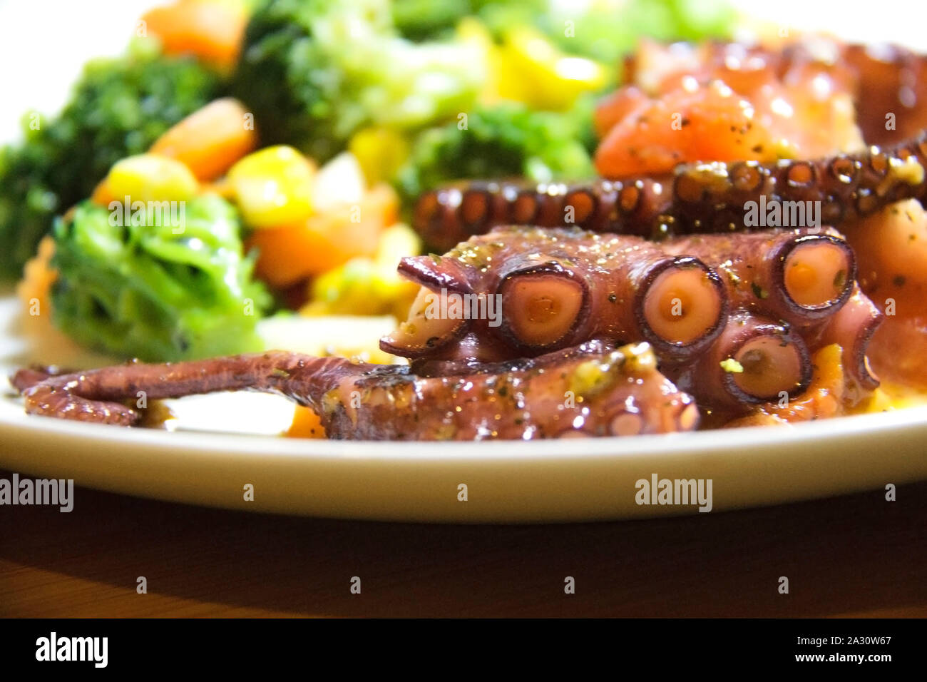 Octopus food eat hi-res stock photography and images - Alamy