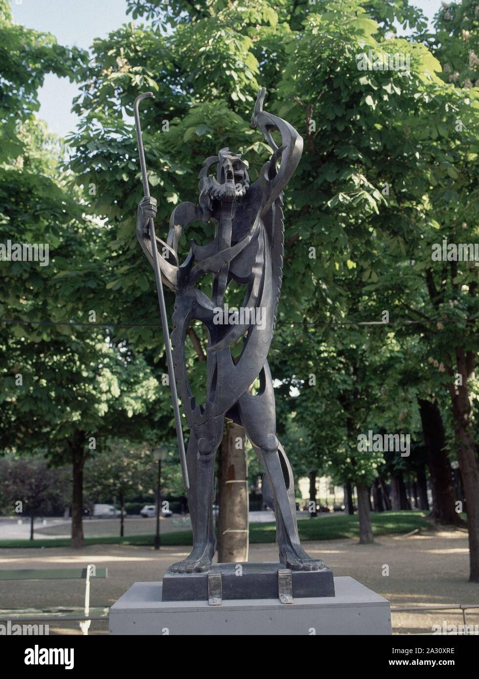 ESCULTURA DEL PROFETA. Author: PABLO GARGALLO. Location: EXTERIOR ...