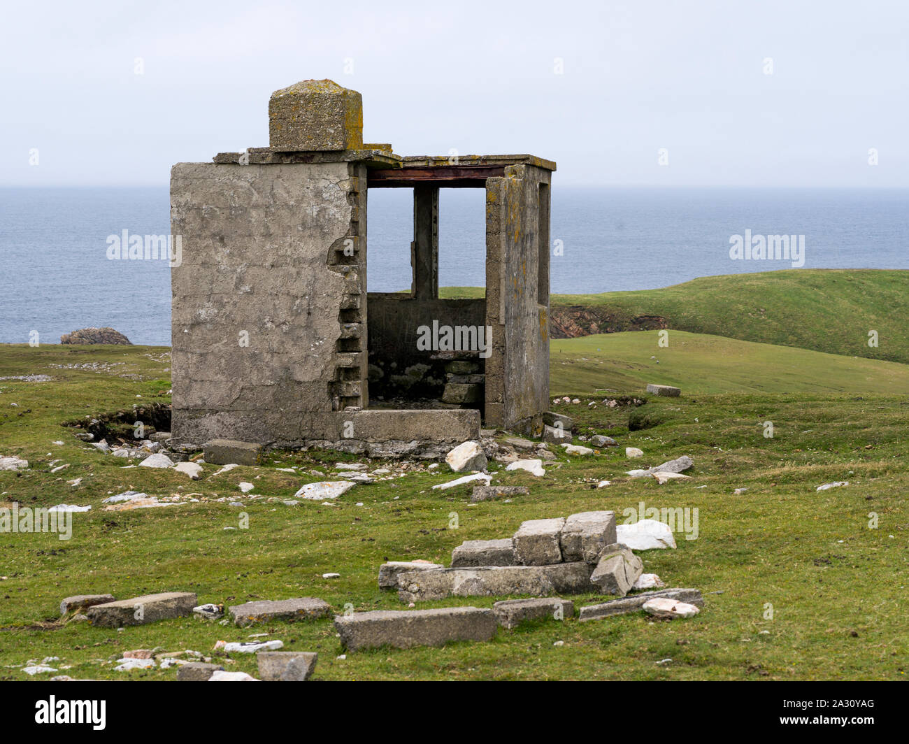 Abandoned building on the coast, Erris Peninsula, Erris Head Loop Walk ...