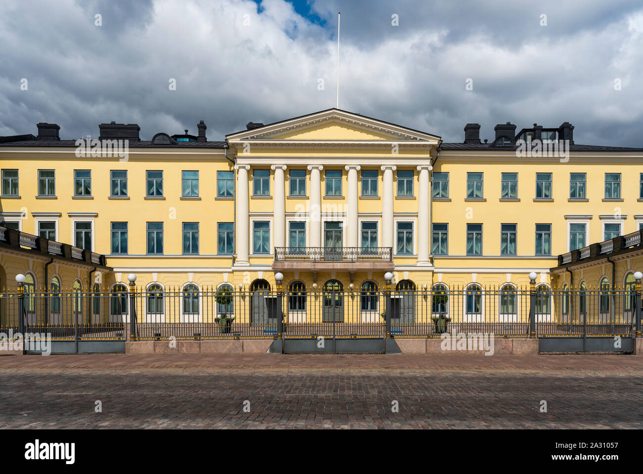 Downtown helsinki hi-res stock photography and images - Alamy