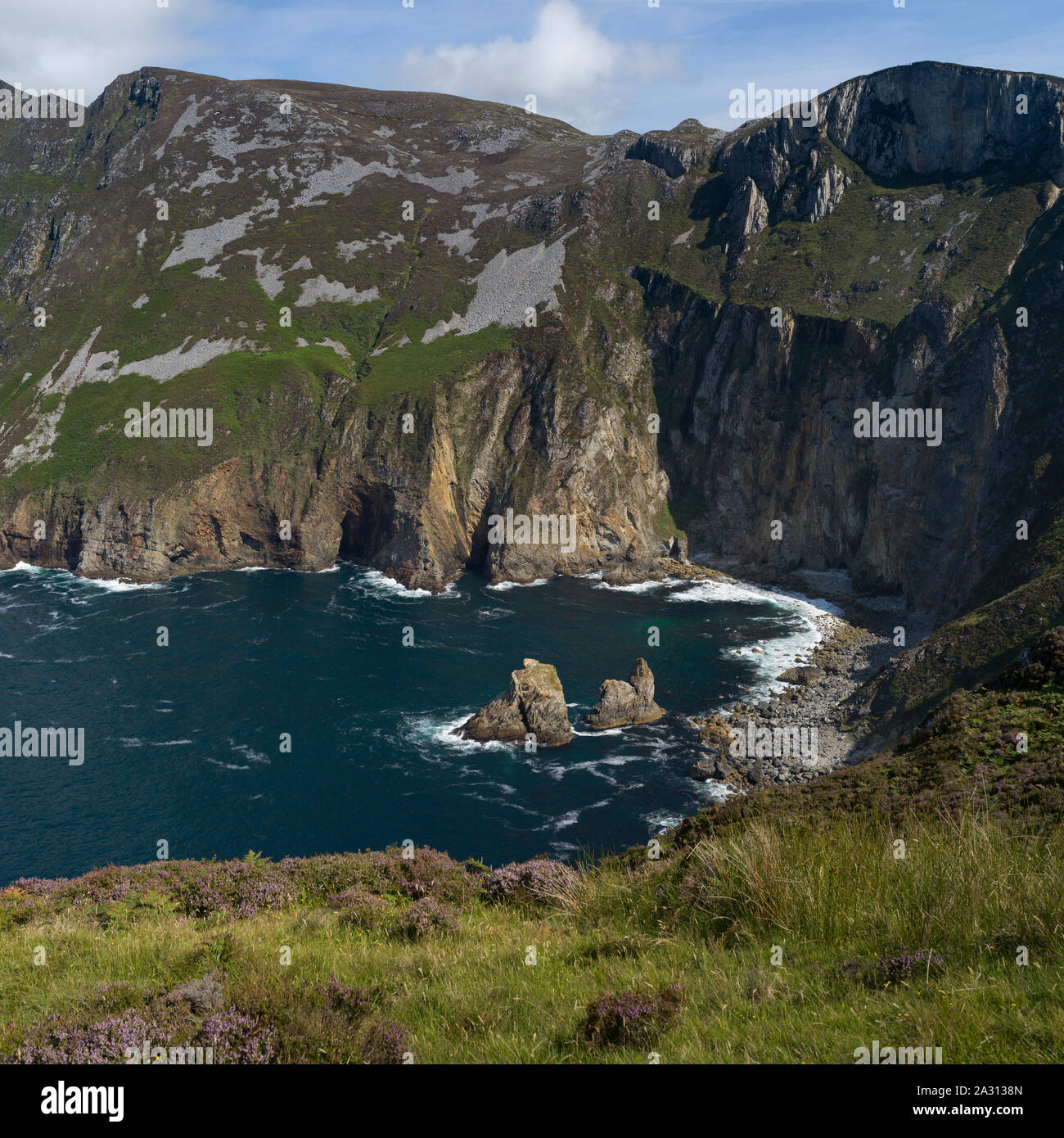 Cliffs of bunglass hi-res stock photography and images - Alamy