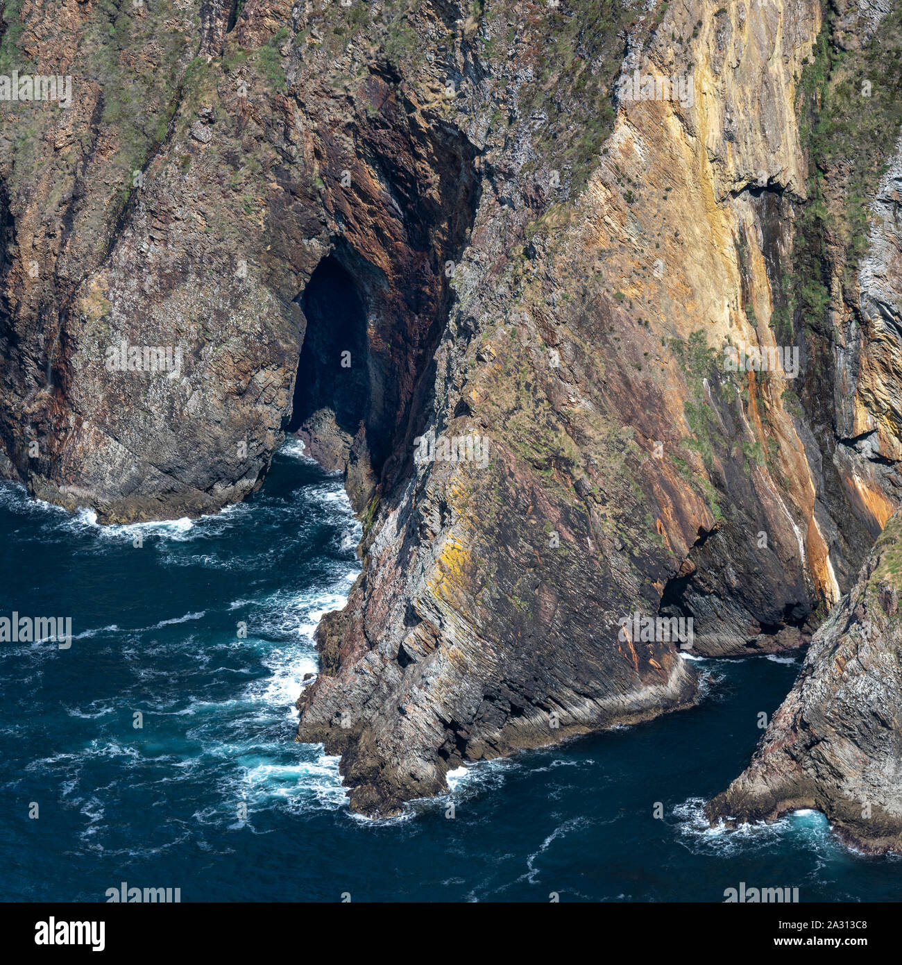 Cliffs of bunglass hi-res stock photography and images - Alamy