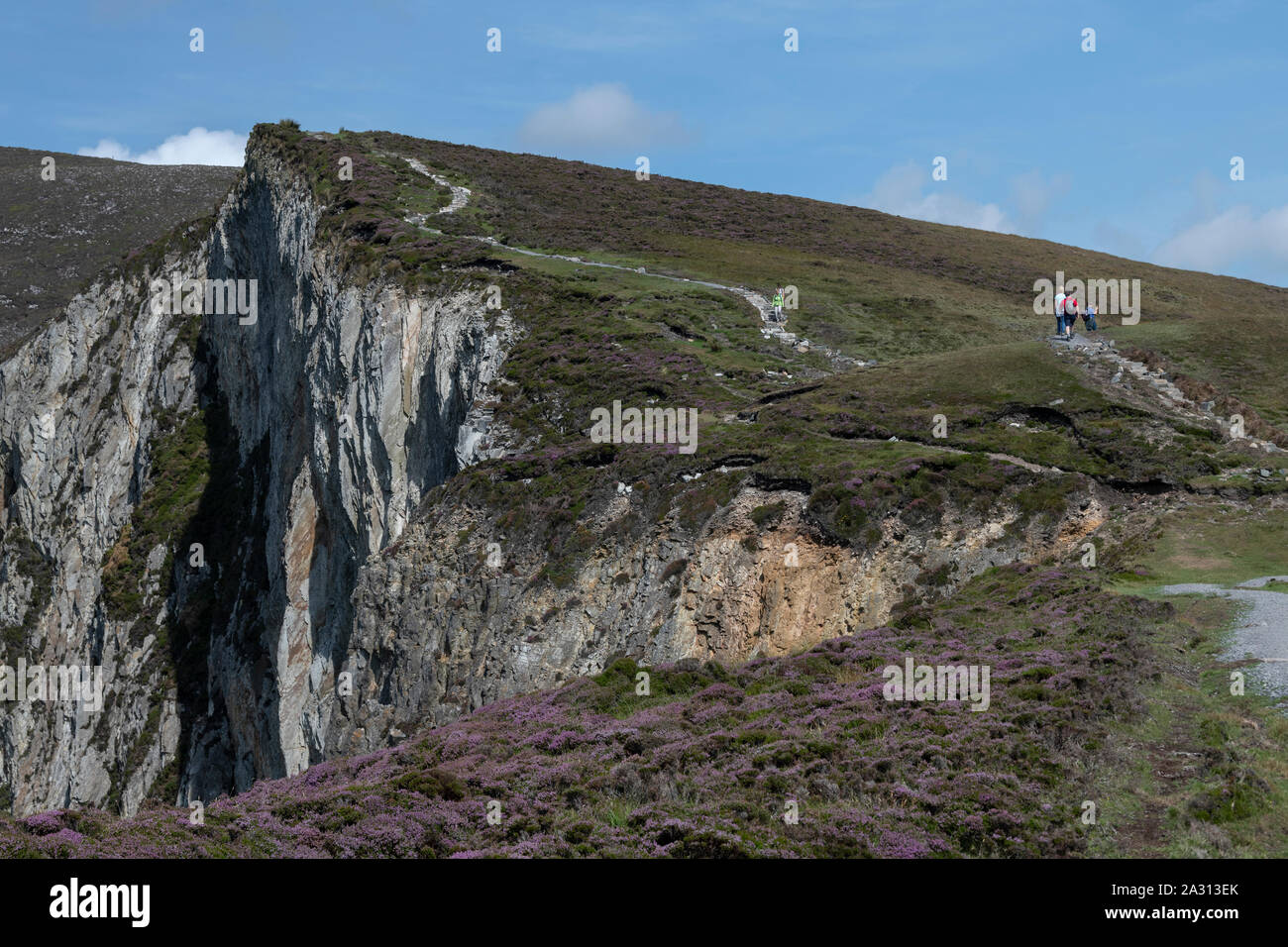 Cliffs of bunglass hi-res stock photography and images - Alamy