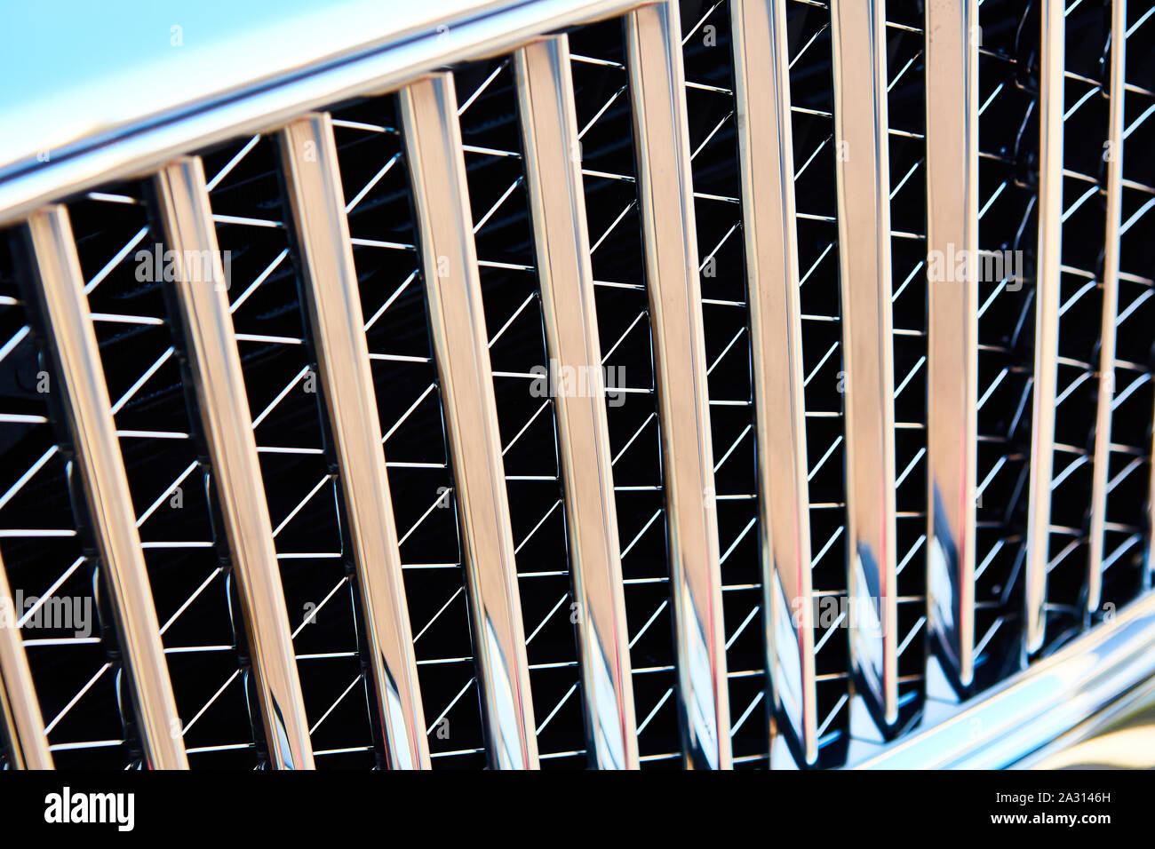 Car radiator texture hi-res stock photography and images - Alamy