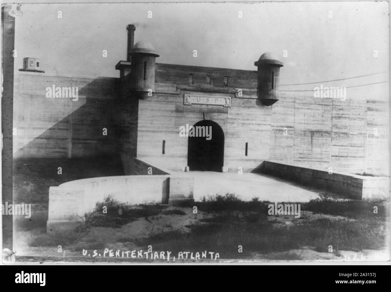Entrance to the federal penitentiary, Atlanta Stock Photo - Alamy