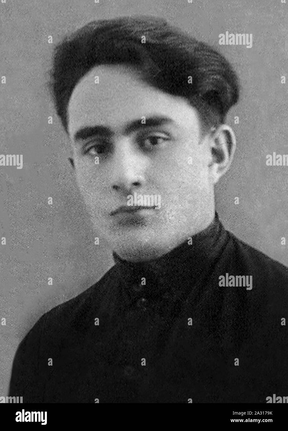 Mansurov hi-res stock photography and images - Alamy