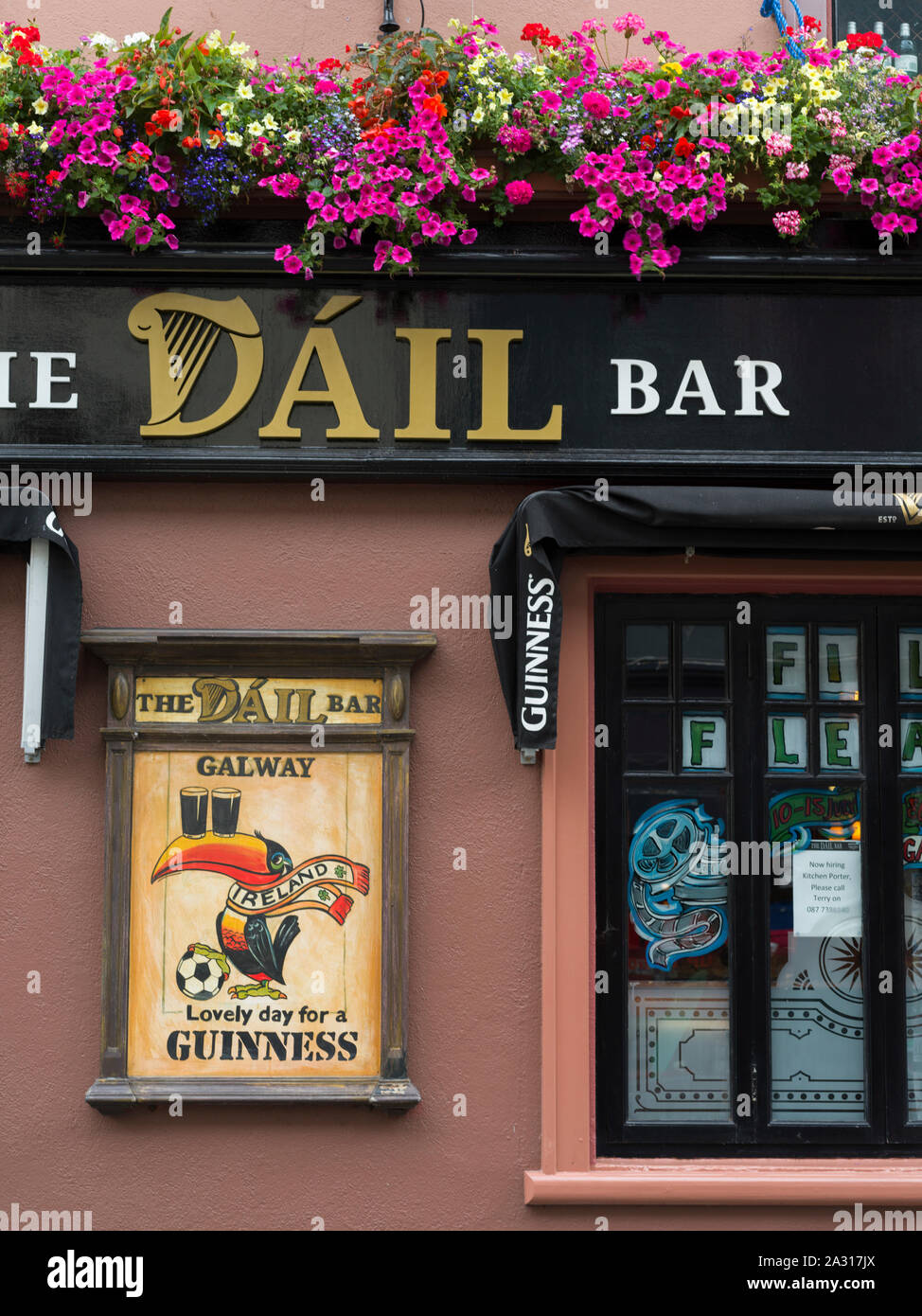 Dail irish hi-res stock photography and images - Alamy