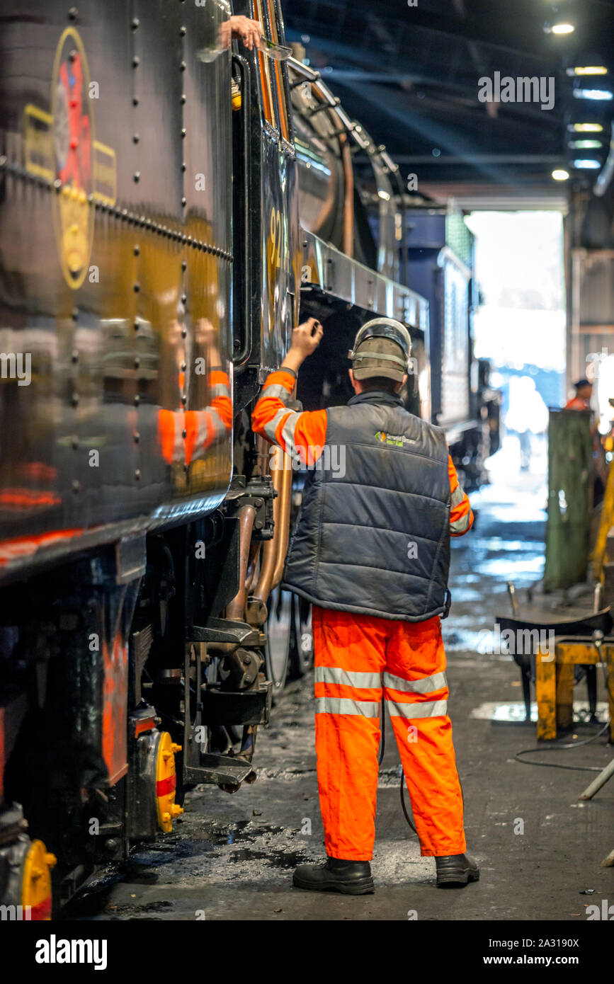 Grosmont engine shed hi-res stock photography and images - Alamy