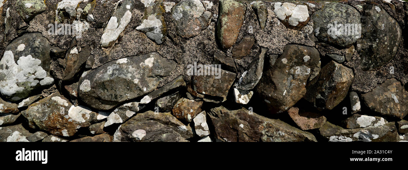 Old stone wall field hi-res stock photography and images - Alamy