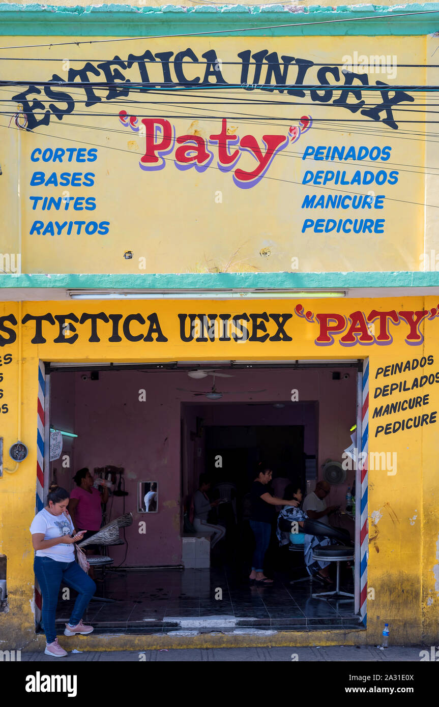 Store merida mexico hi-res stock photography and images - Alamy