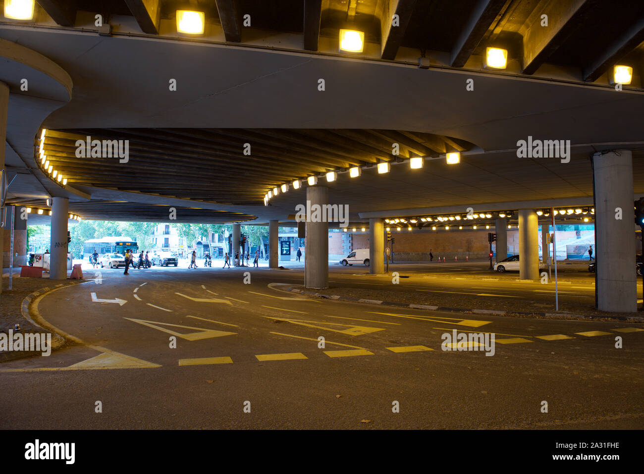 Underground road with lights and road markings Stock Photo - Alamy
